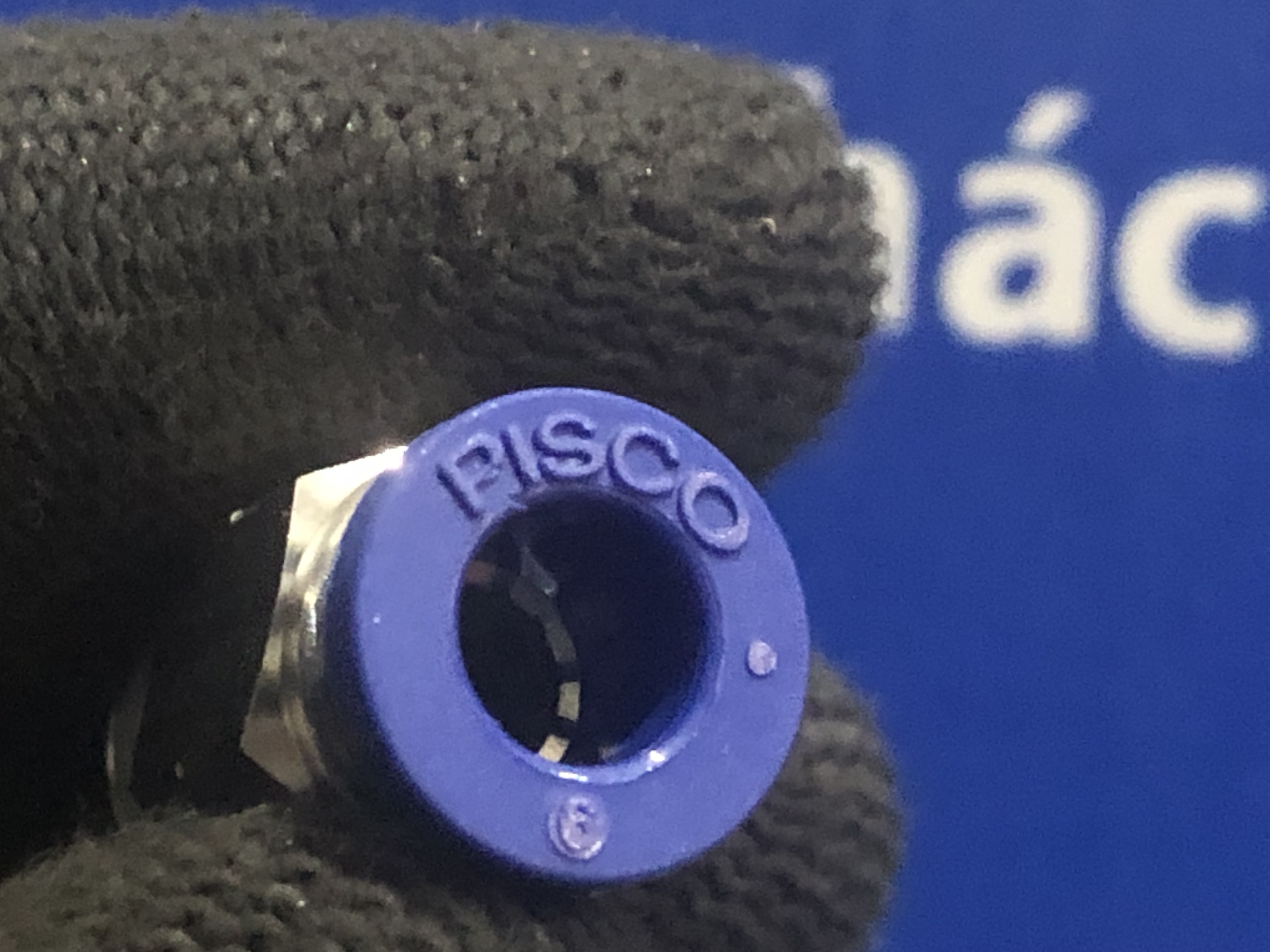 Đầu Nối Nhanh Khí Nén Dạng Thẳng Thân Lục Giác Ren Ngoài Pisco PC6-01SUS | Mecsu.vn