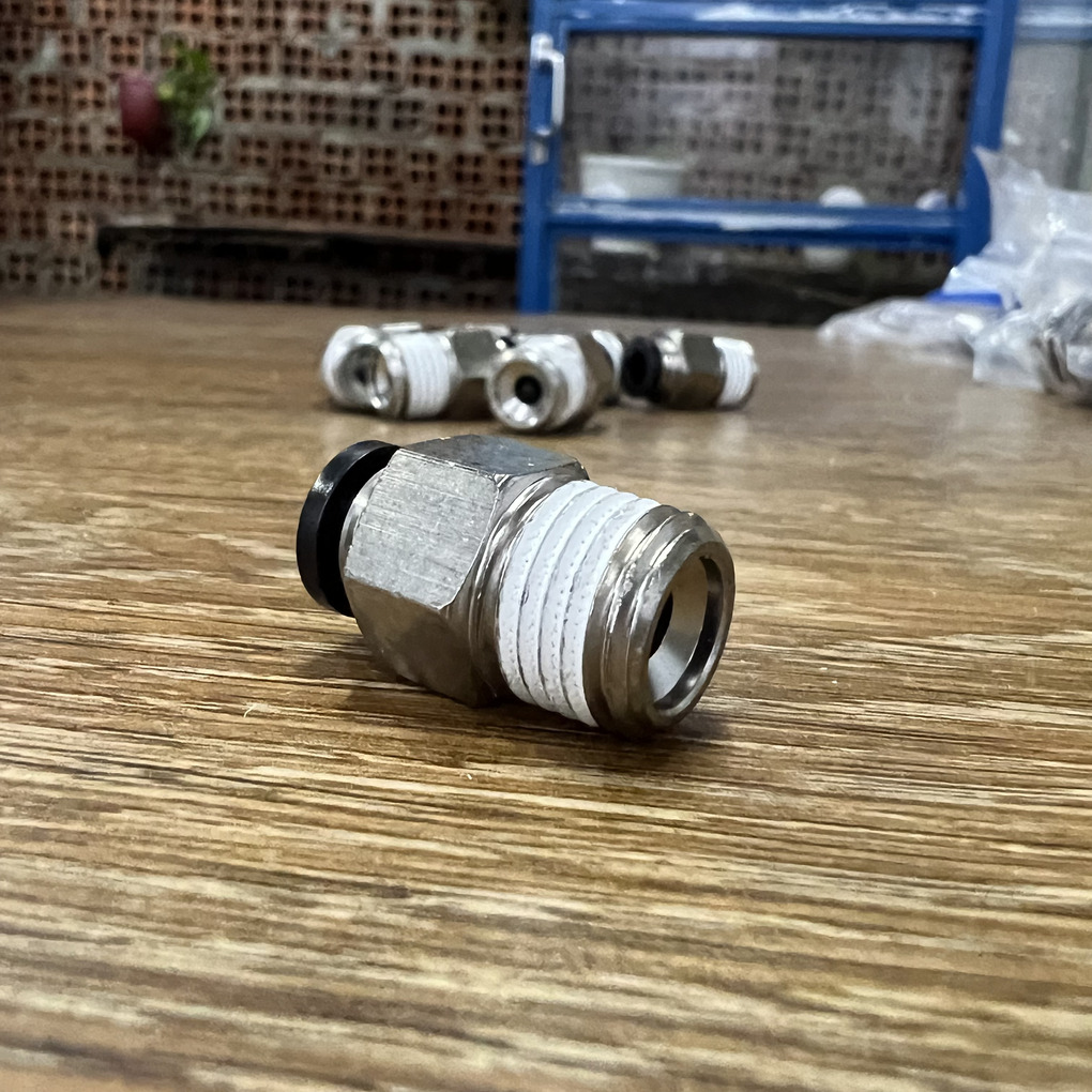 Đầu Nối Khí Thẳng Ren Ngoài Phi 6 mm - PT1/4 Đen Airtac PC602D | Mecsu.vn