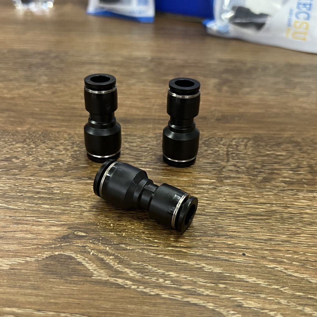 Đầu Nối Giảm Thẳng Khí Nén Phi 12 - 10 mm Đen Airtac PG12-10D | Mecsu.vn