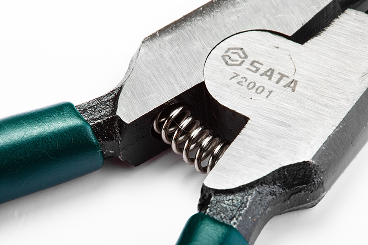 Kìm Lấy Phe Ngoài Mũi Thẳng 7In/175mm SATA 72001 | Mecsu.vn