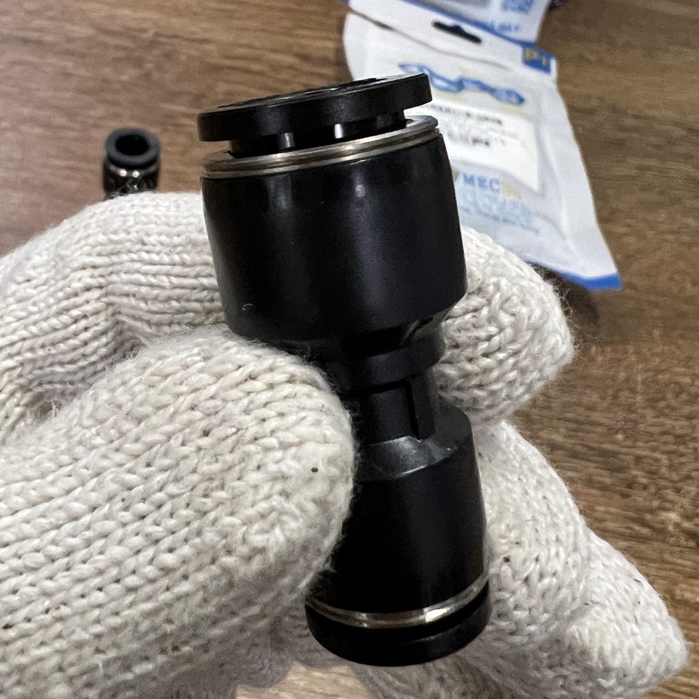 Đầu Nối Giảm Thẳng Khí Nén Phi 12 - 10 mm Đen Airtac PG12-10D | Mecsu.vn