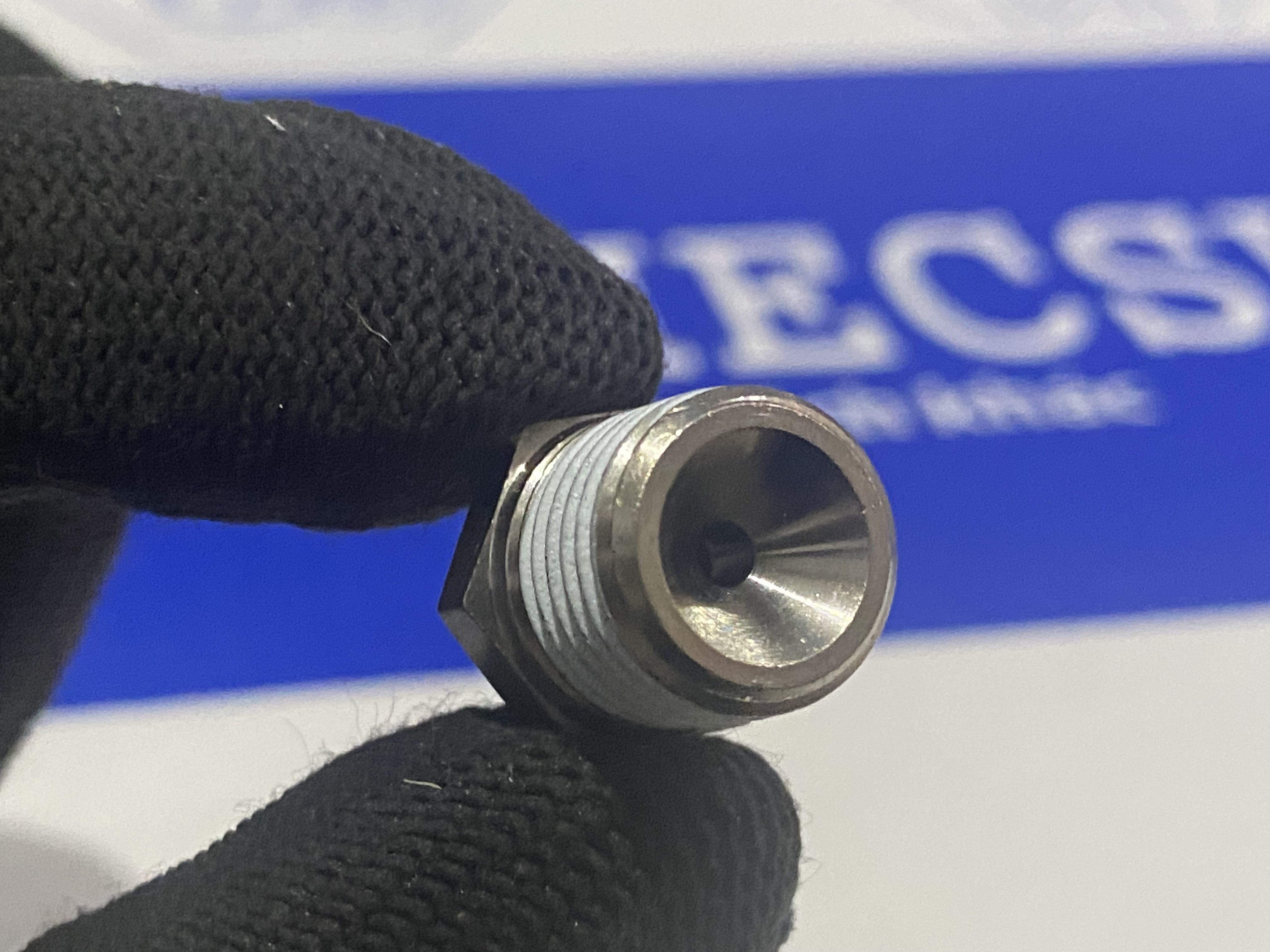 Đầu Nối Nhanh Khí Nén Dạng Thẳng Thân Lục Giác Ren Ngoài Pisco PC4-02M | Mecsu.vn